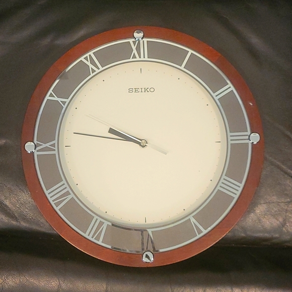 Seiko | Wall Decor | Seiko Wall Clock | Poshmark